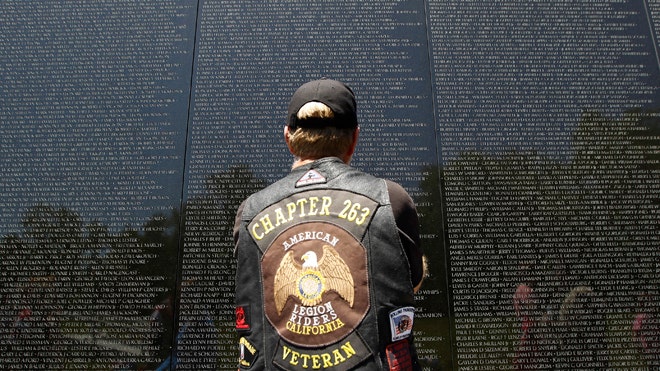 Vietnam Veterans Memorial marks 35 years, keeping promise to 'never ...