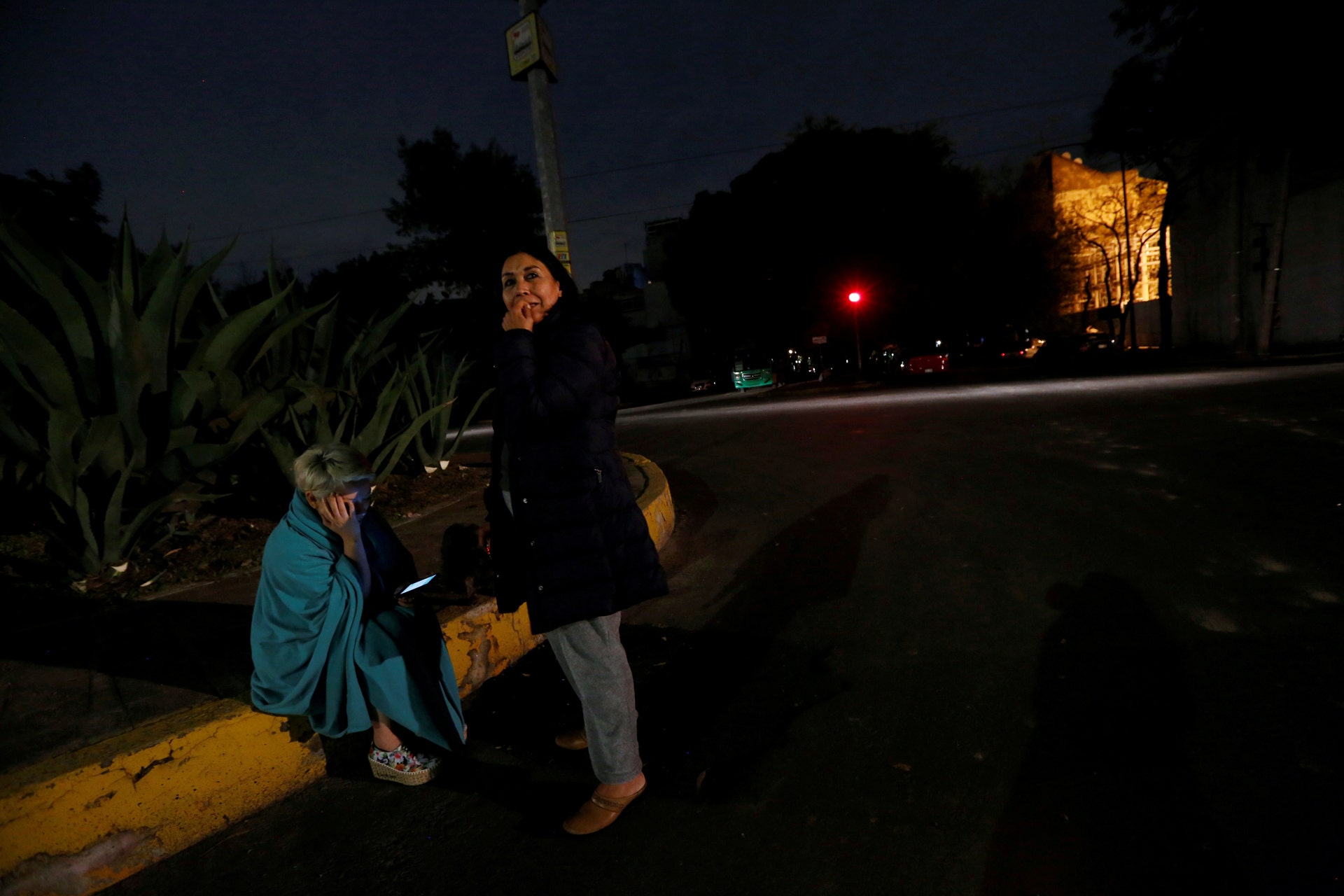 Mysterious lights appear in Mexico sky during massive earthquake | Fox News