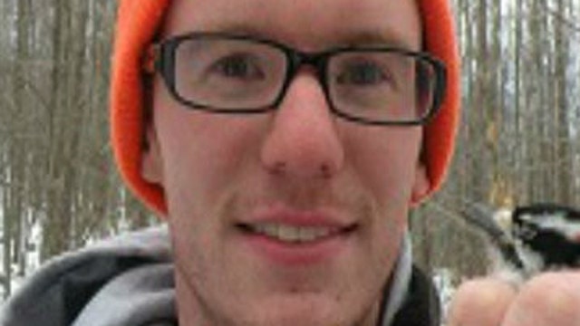 Police search for missing college student in Wisconsin River | Fox News