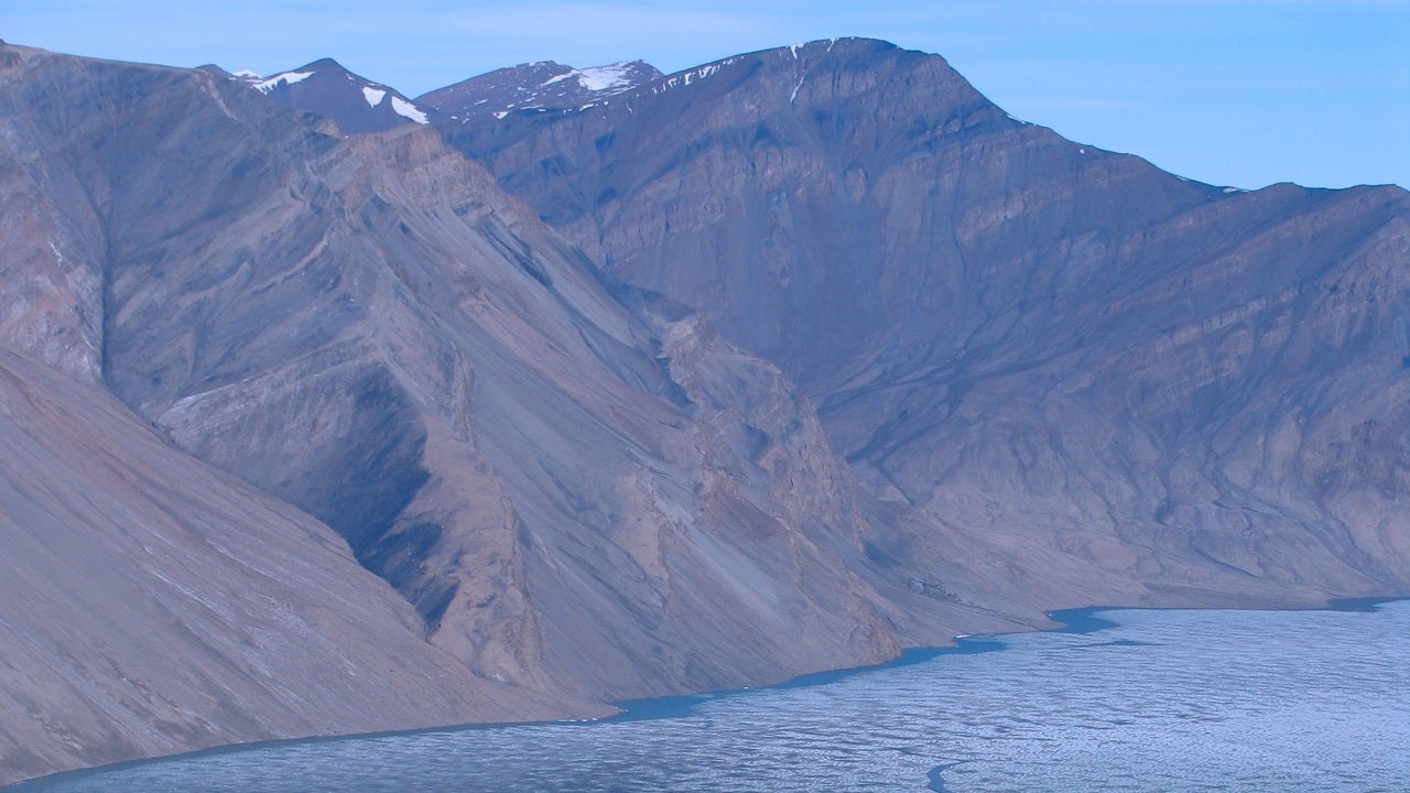 World's Largest Extinction Explained by World's Largest Volcanic ...