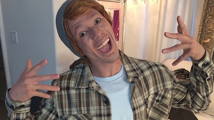Nick Cannon sparks controversy with 'white face' Instagram photo | Fox News