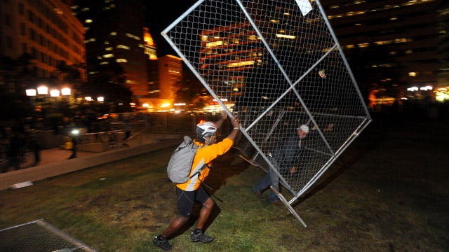 Oakland Anti-Wall Street Protesters Hold Late-Night March