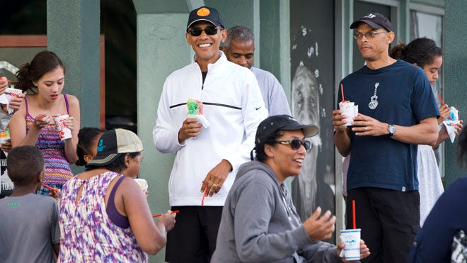 Obamas eat at restaurant charging up to $500G for membership | Fox News