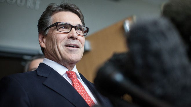 Perry talks national issues as he begins six-stop New Hampshire swing ...