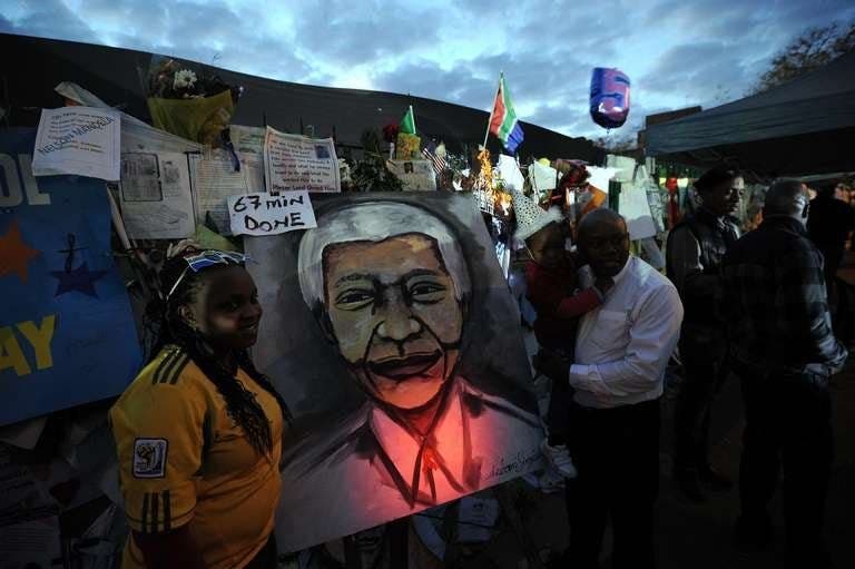 Mandela begins 7th week in hospital | Fox News