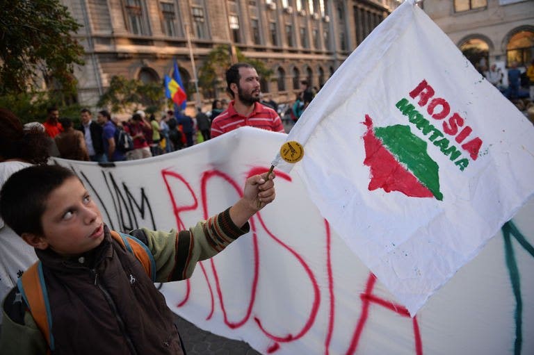Thousands of Romanians in fresh protest against mine project | Fox News