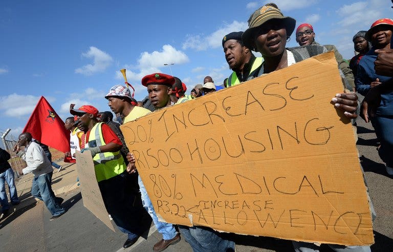Auto industry strikes brake car production in S.Africa | Fox News
