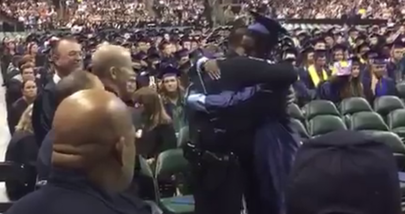 Fallen Austin officer's son gets heartfelt support at graduation | Fox News