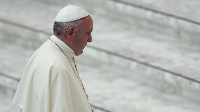 Talk about a Hail Mary: Pittsburgh Steelers give Pope Francis signed ...