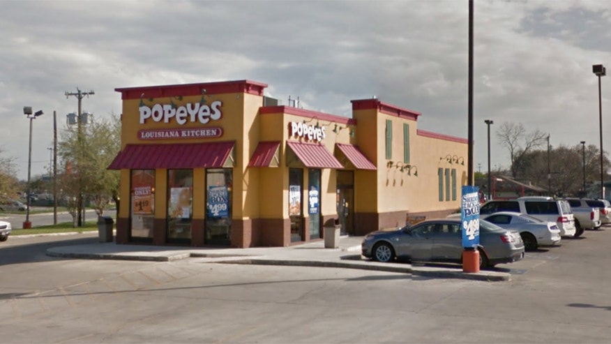 Texas father shoots, kills Popeye's robbery suspect who threatened ...