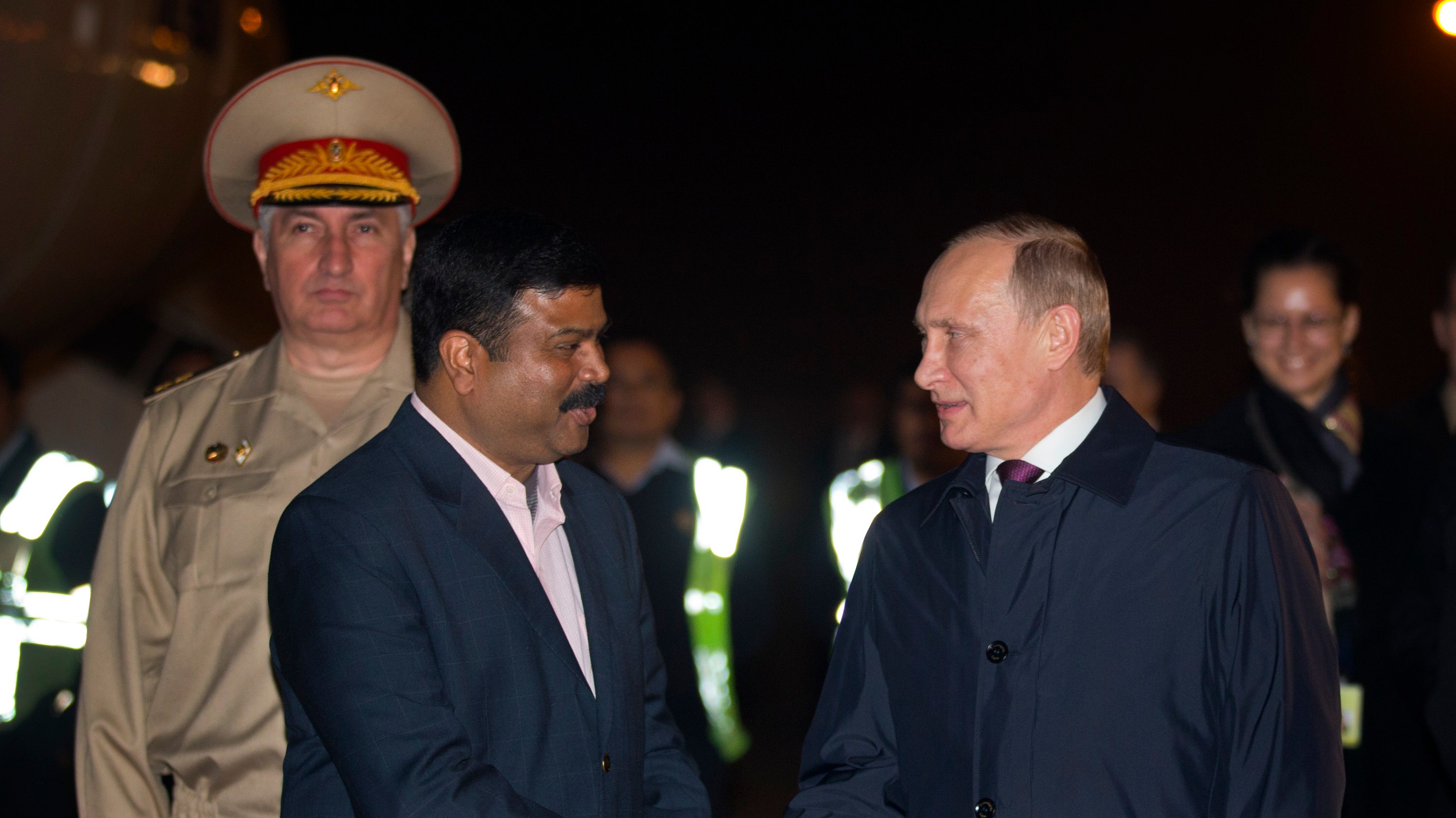 Putin turns to India with energy, defense offers | Fox News