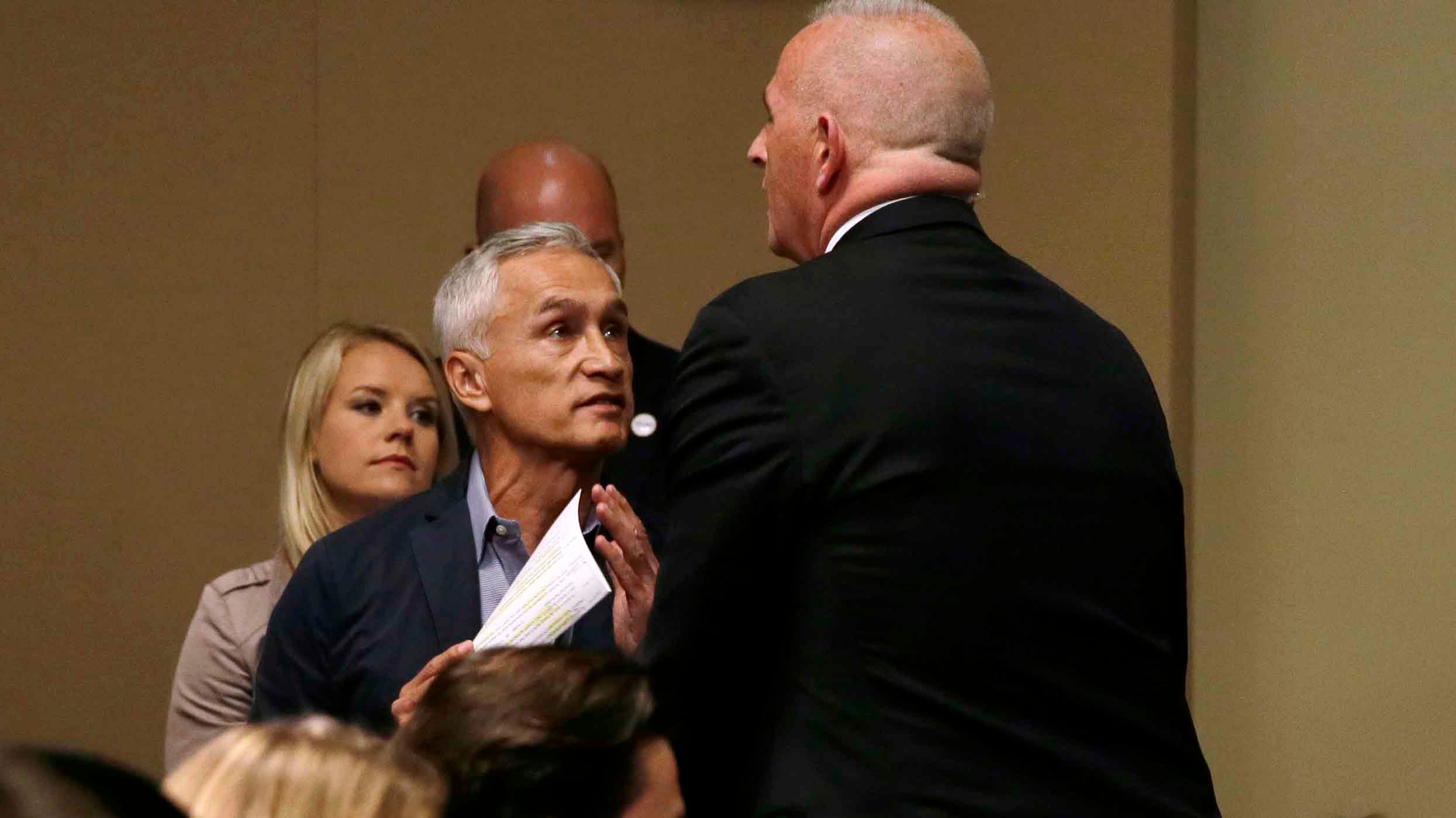 In op-ed, Jorge Ramos says it was his journalistic duty to confront ...