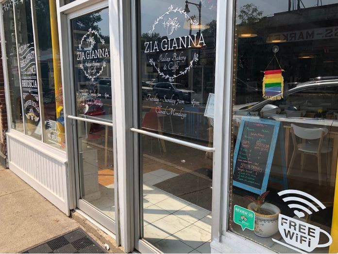 Restaurant receives one-star Yelp review for hanging LGBT pride flag on ...