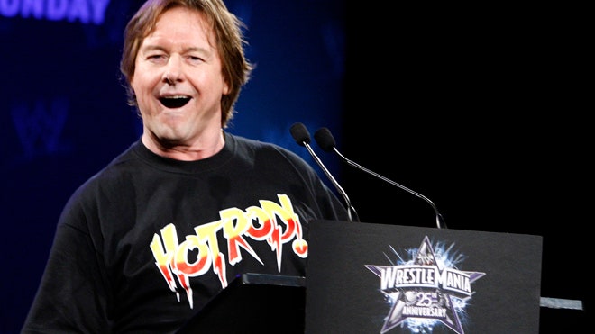 "Rowdy" Roddy Piper: I see dead wrestlers | Fox News