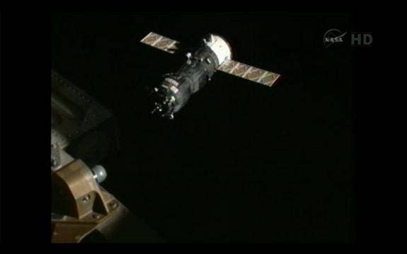 Cargo spaceship makes superspeed trip to space station | Fox News