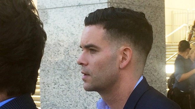 'Glee' star Salling pleads not guilty in child porn case | Fox News