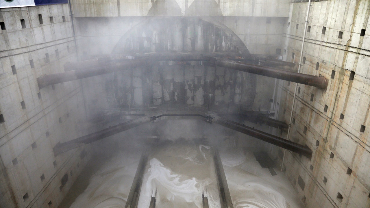 Seattle's tunnel boring machine Bertha reaches end of long, troubled ...