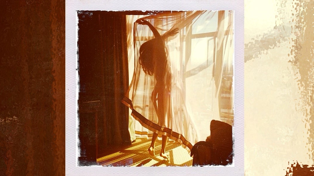 Selena Gomez Poses Nude In Playful Artistic Photo Fox News