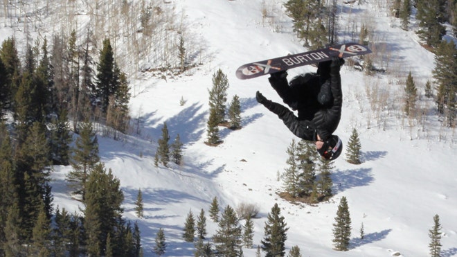 Shaun White '110 percent' for Sochi despite crash, coach says | Fox News