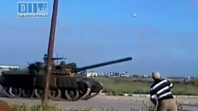Thousands of Syrian Troops Raid Rebellious City | Fox News