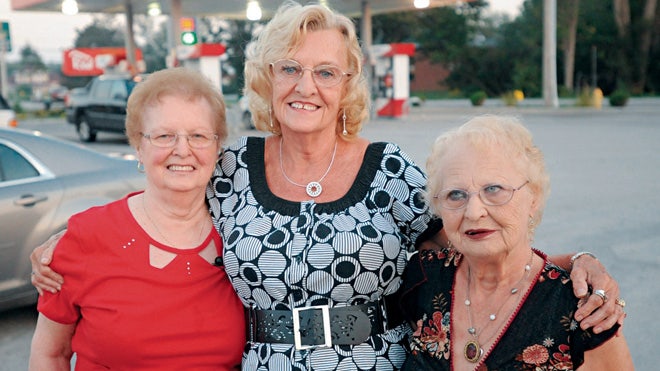 3 sisters reunite in New York after 73-year separation | Fox News