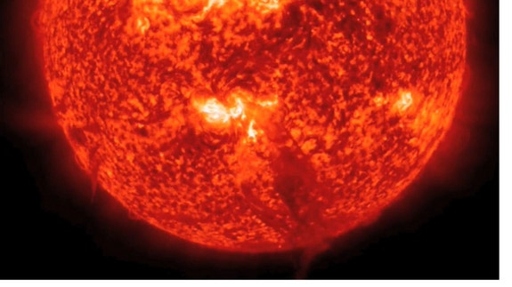 Solar Flare's Red Glare: Sun Unleashes Early Fourth of July Fireworks ...