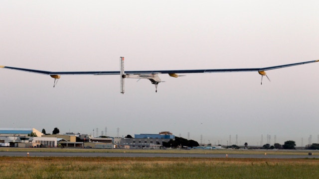 Solar plane lands in Arizona on first leg of 'milestone' trip | Fox News