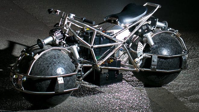 College students reinvent the wheel with spherical drive motorcycle ...