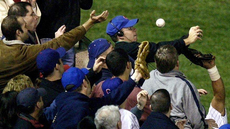 Chicago Cubs give ring to Steve Bartman, who deflected World Series ...