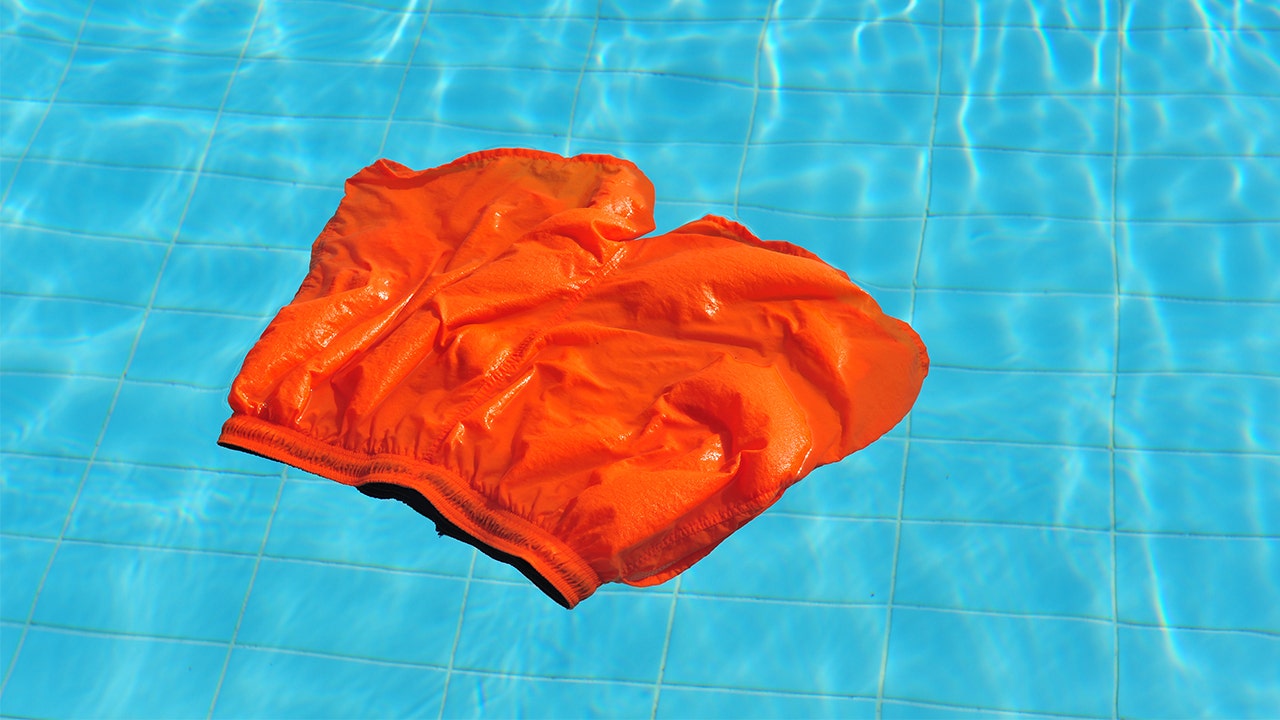 Man on vacation in Ibiza pranked by friends with dissolving swim trunks ...