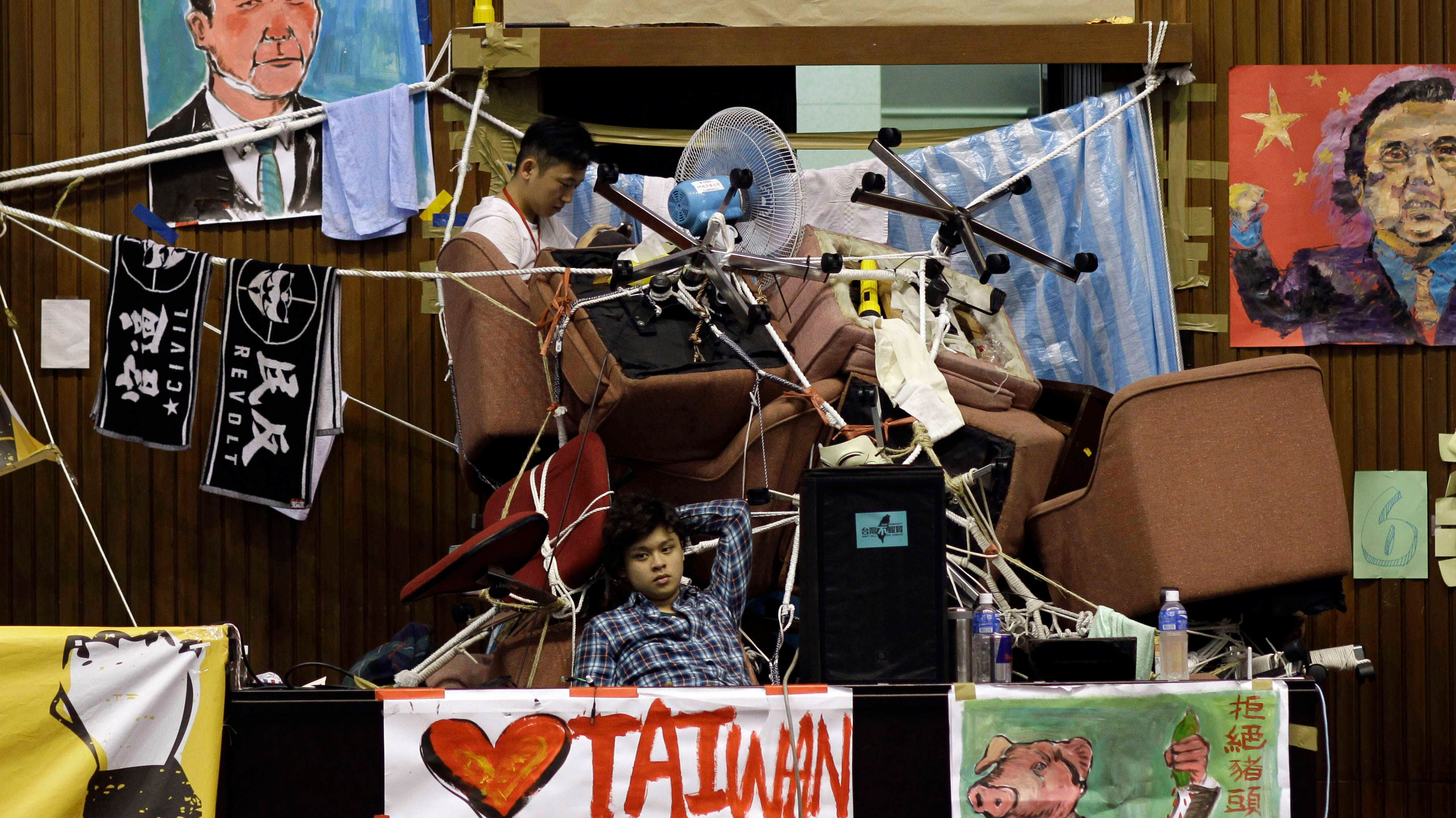 119 demonstrators in Taiwan indicted over anti-China protests | Fox News