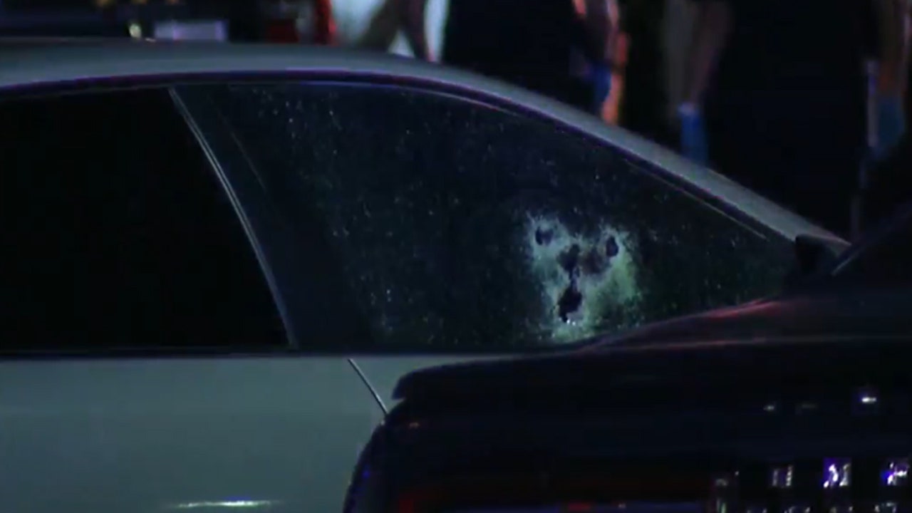 Off-duty Texas police officer shot 6 times after road rage incident ...