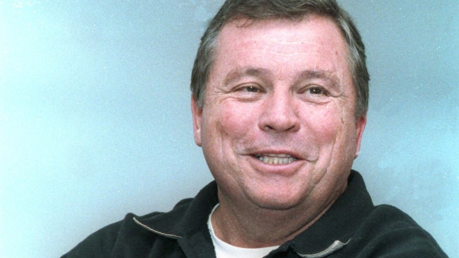 'Billy Jack' creator, actor-writer-director Tom Laughlin dead at age 82 ...