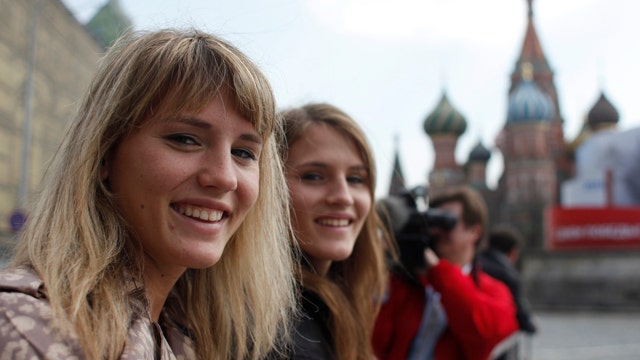 Adopted US Twins Return to Russian Orphanage | Fox News