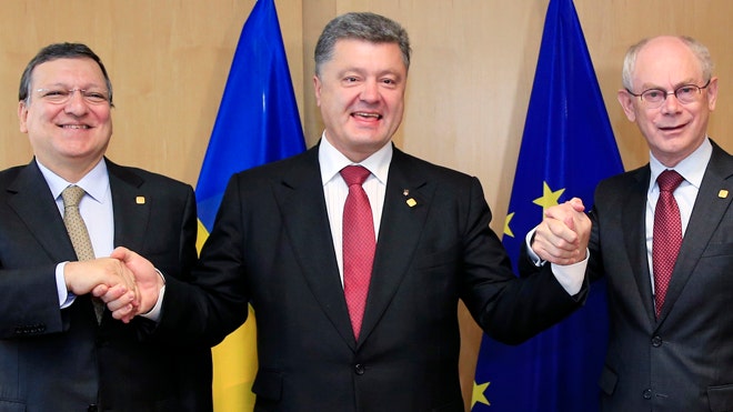 Ukraine pact with European Union prompts warning from Russia | Fox News