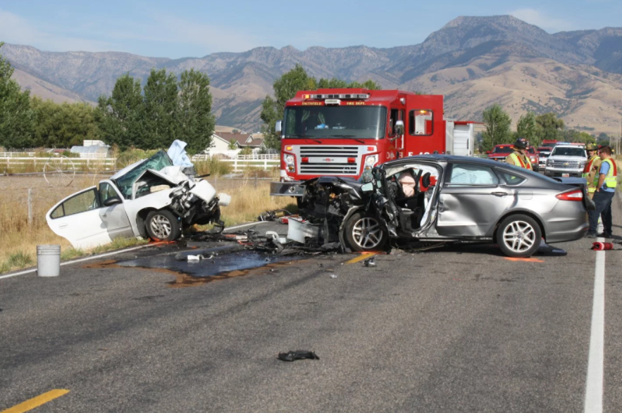 Utah mom killed, daughters injured when teen boy driver swerves into ...