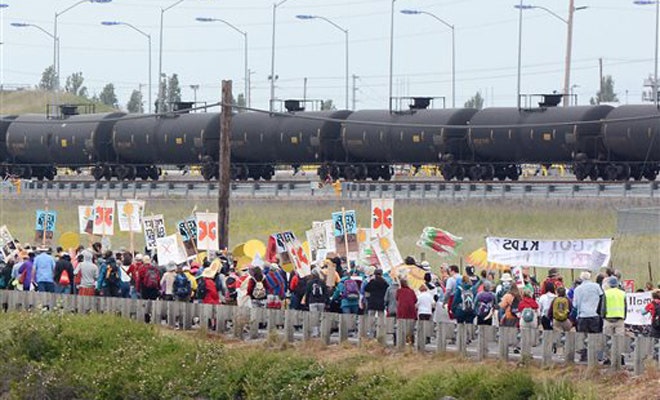 52 climate activists arrested in Washington railroad protest | Fox News