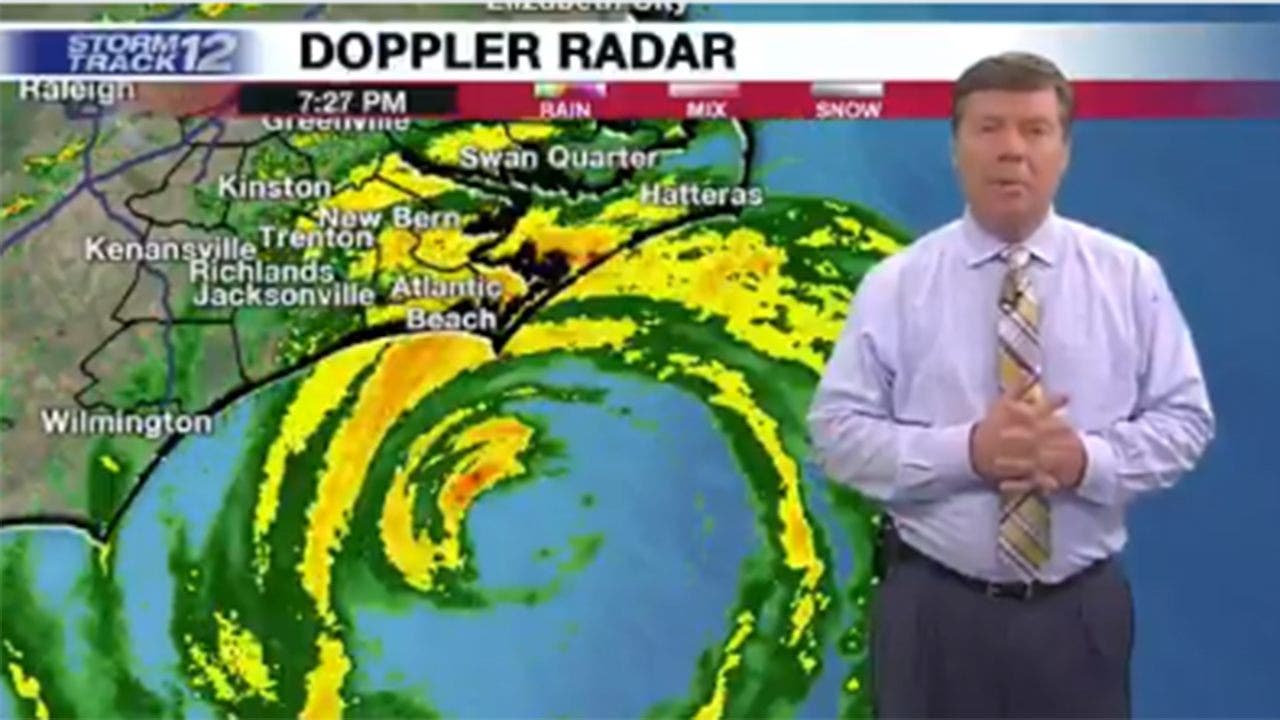 Hurricane Florence causes weatherman to evacuate during live TV ...