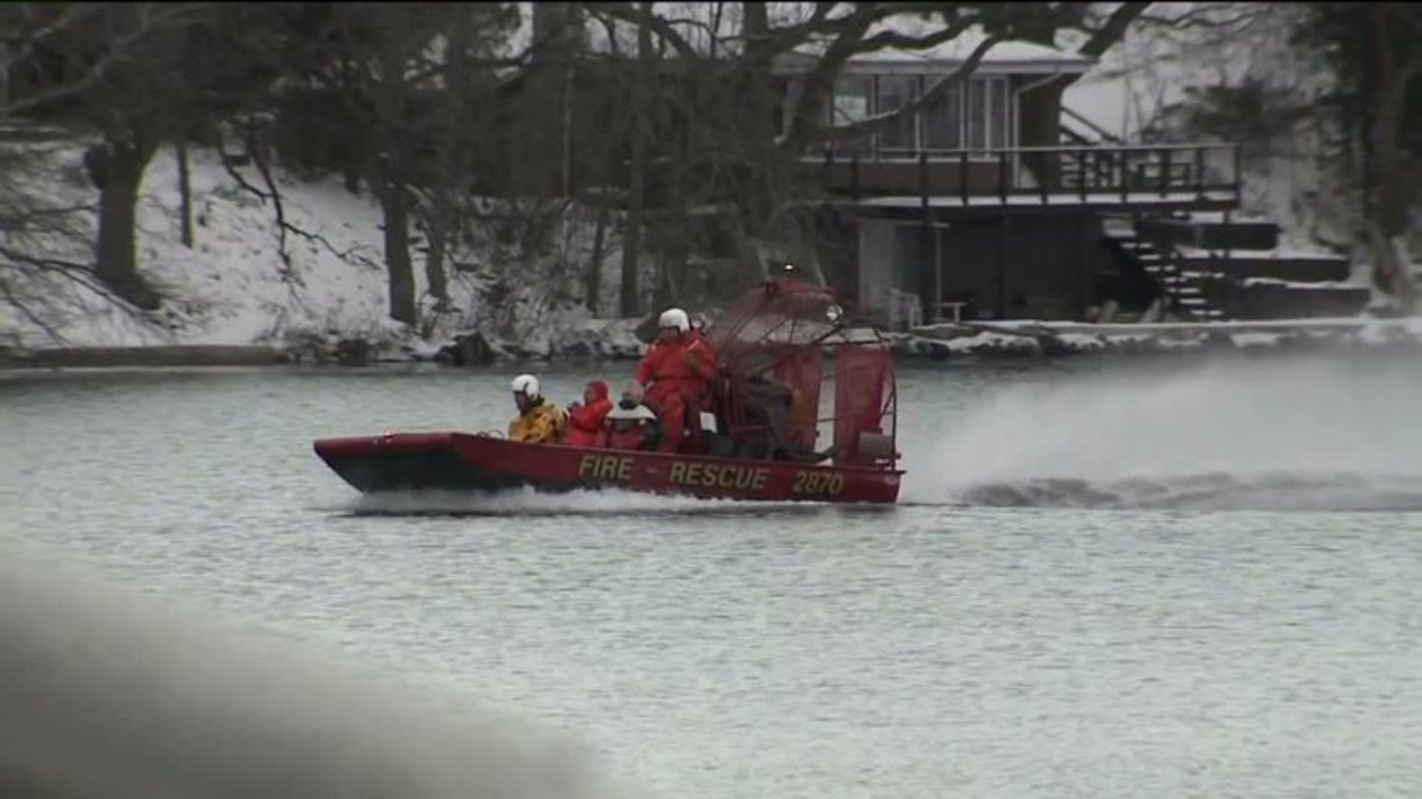 Searchers find 3rd body in Wisconsin lake after canoe accident; 1 ...