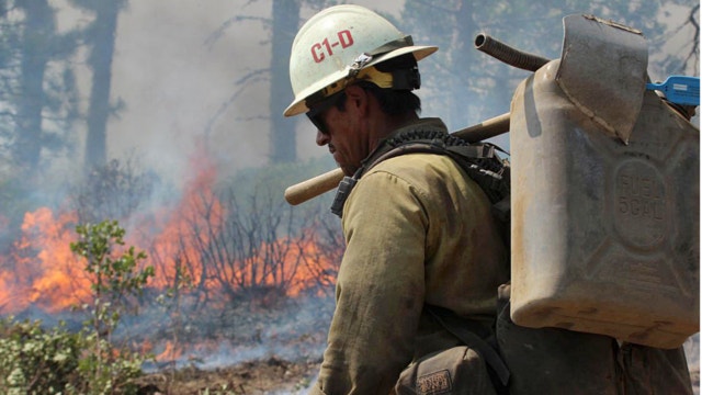 Crews make big gains on wildfire near Yosemite National Park | Fox News
