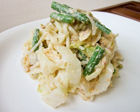 Gado Gado (Indonesian Cooked Vegetable Salad with Peanut Dressing ...