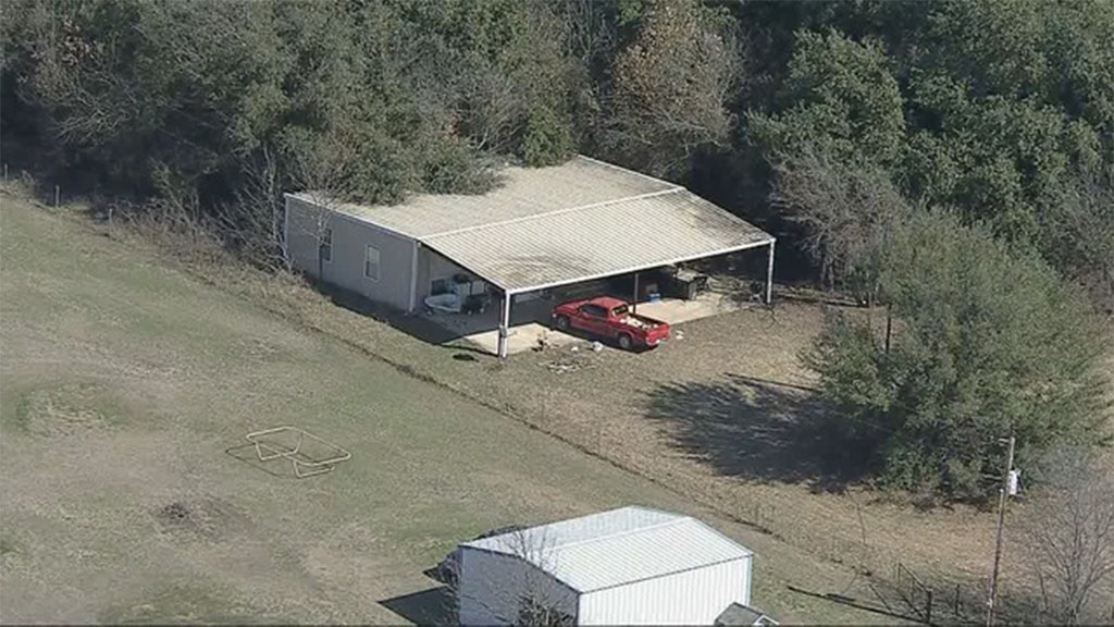 Texas children found locked in dog cage, malnourished, authorities say ...