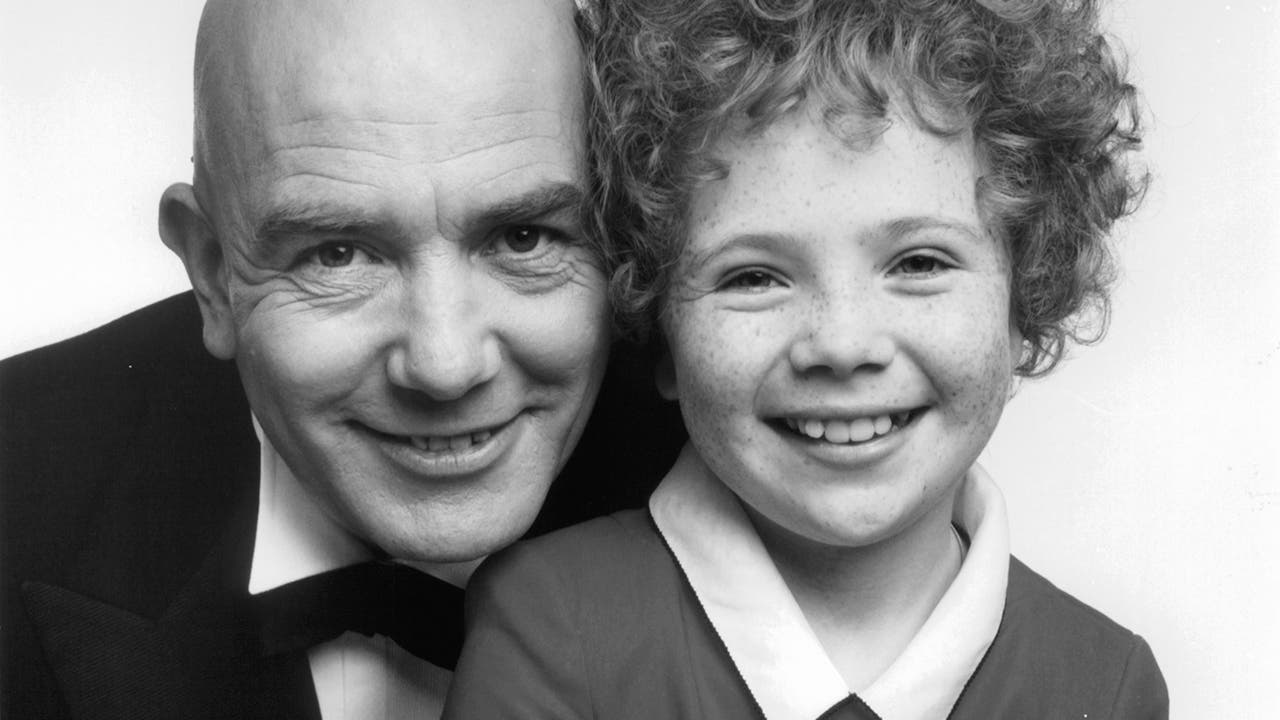 Albert Finney, Oscar-nominated star of 'Erin Brockovich,' 'Bourne ...