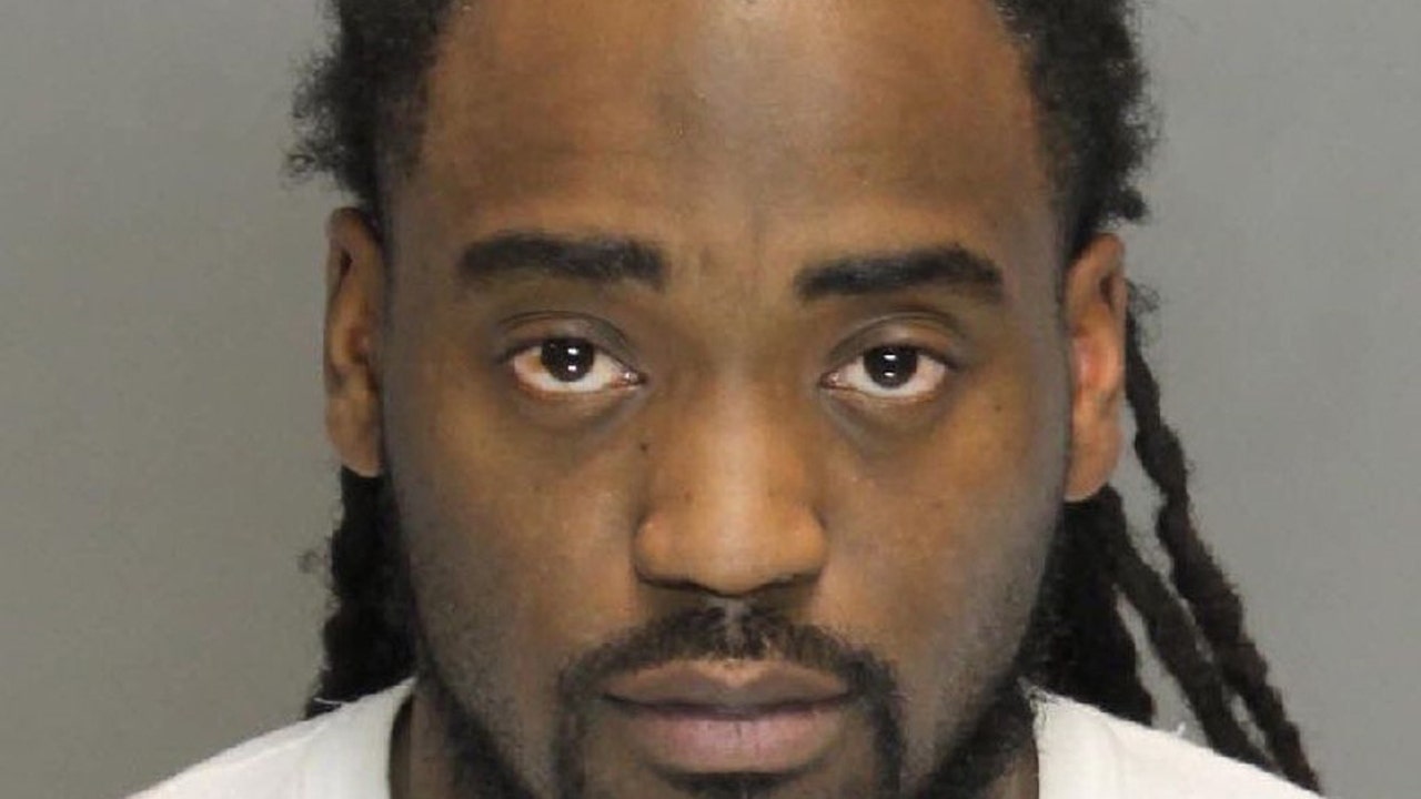 Baltimore Ravens ex-running back Alex Collins arrested after car crash ...