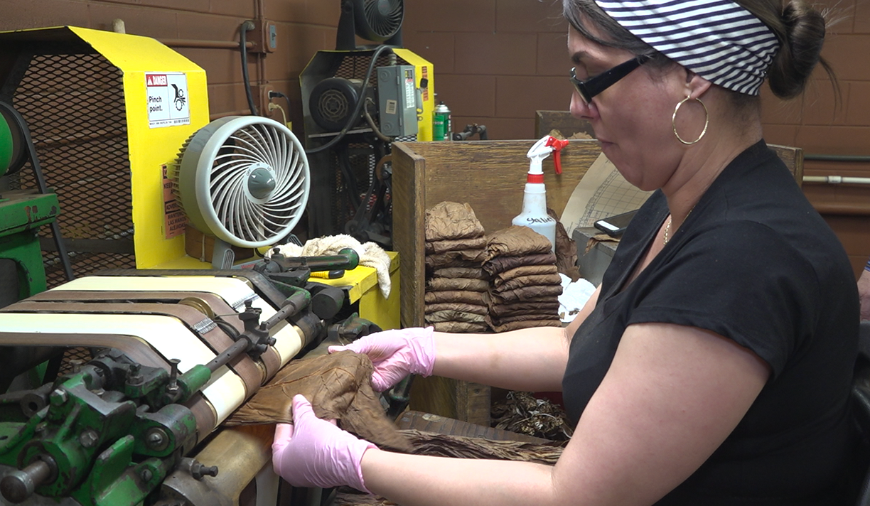 High-end cigar businesses fear going up in smoke because of ‘harsh’ FDA ...