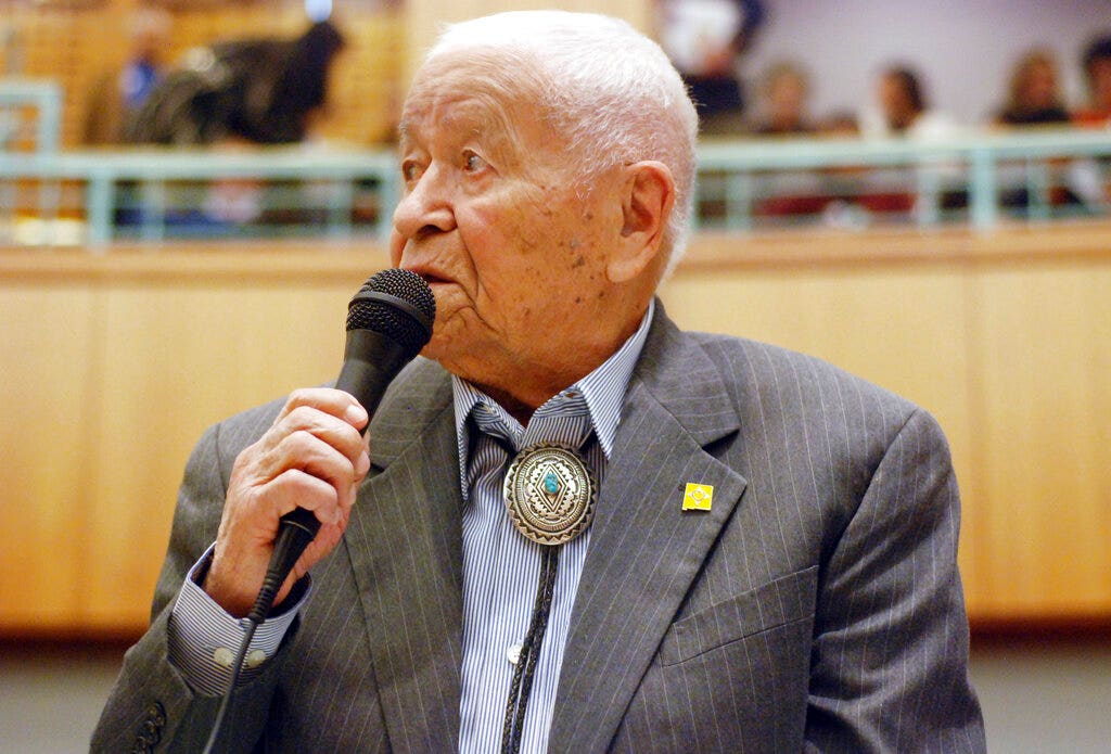 WWII Navajo Code Talker John Pinto dies at 94 | Fox News