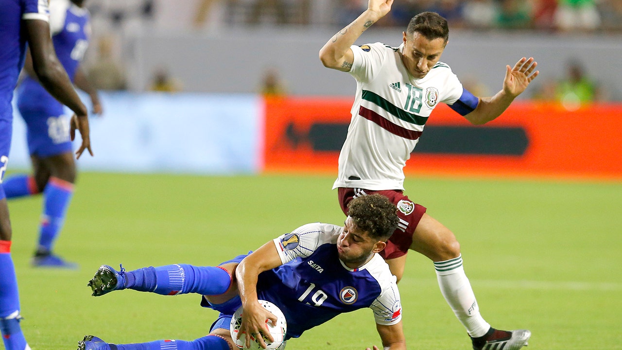Mexico outlasts Haiti 1-0 in Gold Cup semifinals | Fox News