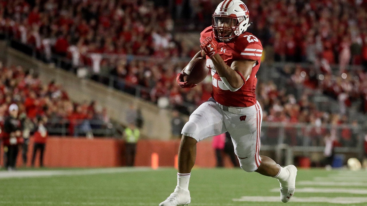 Running track sped up success for Badgers RB Jonathan Taylor | Fox News