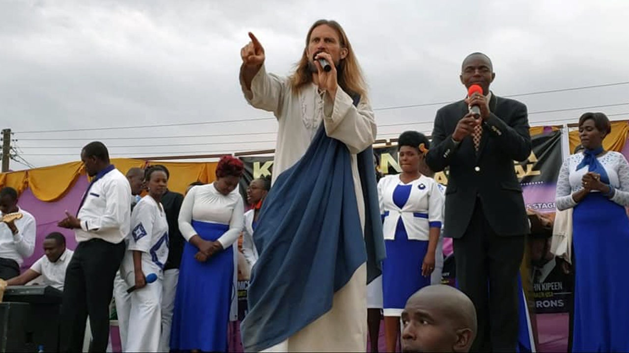 US pastor accused of being 'Jesus imposter' after visit to Africa goes ...