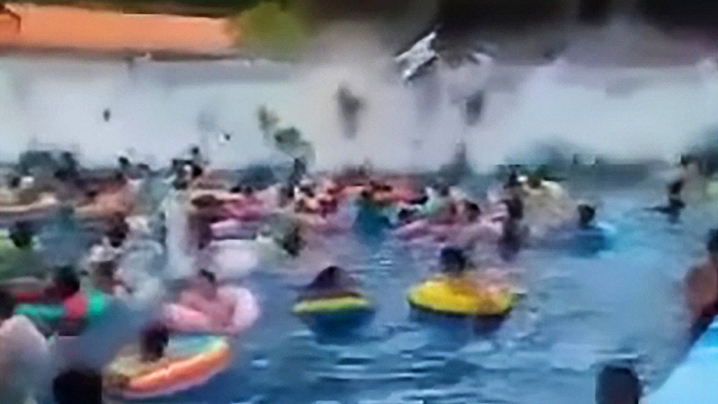 Malfunctioning wave machine injures 44 at Chinese water park | Fox News